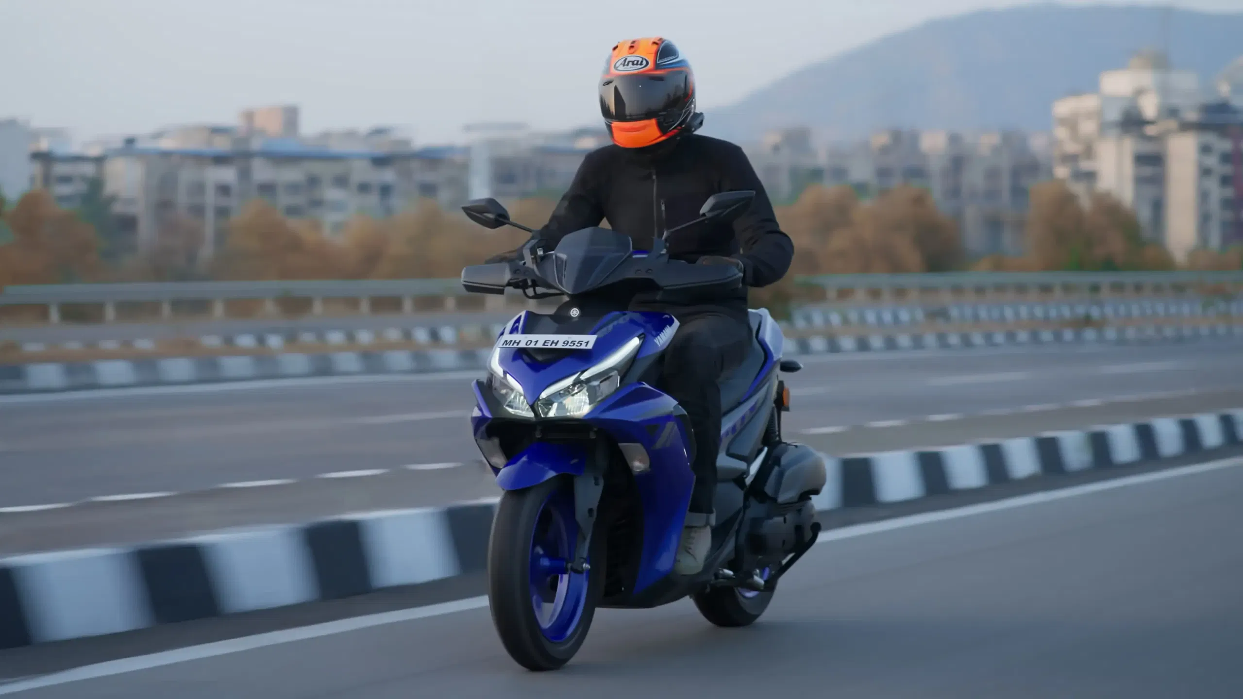 Yamaha Aerox 155 2025 — Price, Variants, Specifications | MotorInc